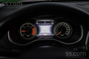 Melns Jeep Cherokee 2014 Jelgava, ar dzinēja tilpumu 2.00 L un nobraukumu 247 tūkst. km par 8590 €, foto 27 vietnē AUTOMOTO.COM.LV