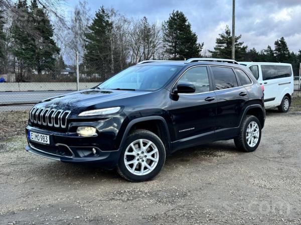 Black Jeep Cherokee 2015 in Riga, with an engine capacity of 2.00 L and mileage of 0 thousand km for 11900 €, photo 2 on AUTOMOTO.COM.LV
