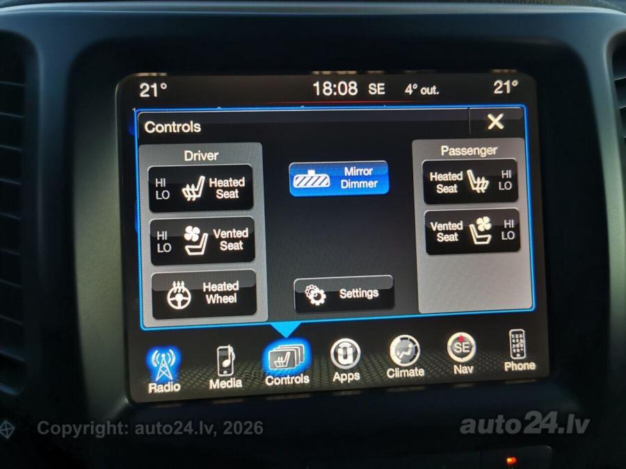 Черный Джип Чероки 2015 в Таллин, объемом двигателя 2.20 л и пробегом 111 тыс. км за 7800 €, фото 21 на AUTOMOTO.COM.LV