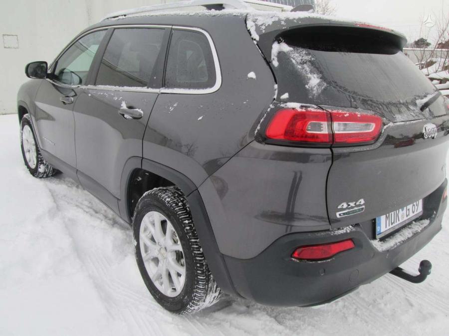 Melns Jeep Cherokee 2015 Kelmė, ar dzinēja tilpumu 1.96 L un nobraukumu 193 tūkst. km par 9950 €, foto 3 vietnē AUTOMOTO.COM.LV