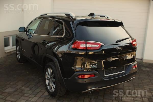 Black Jeep Cherokee 2015 in Riga, with an engine capacity of 2.00 L and mileage of 0 thousand km for 11990 €, photo 2 on AUTOMOTO.COM.LV