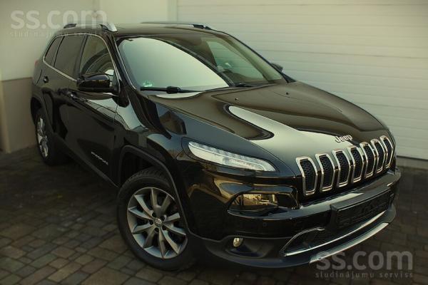 Black Jeep Cherokee 2015 in Riga, with an engine capacity of 2.00 L and mileage of 0 thousand km for 11990 €, photo 5 on AUTOMOTO.COM.LV