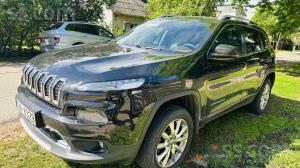 Black Jeep Cherokee 2015 in Riga, with an engine capacity of 2.00 L and mileage of 240 thousand km for 11600 €, photo  on AUTOMOTO.COM.LV