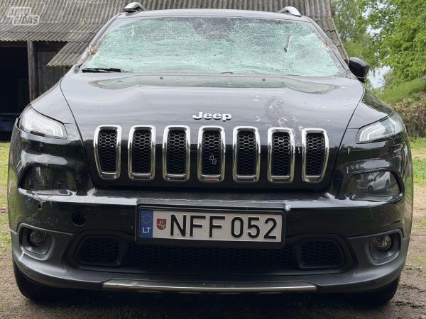 Black Jeep Cherokee 2015 in Ukmerge, with an engine capacity of 2.00 L and mileage of 186 thousand km for 3200 €, photo 2 on AUTOMOTO.COM.LV