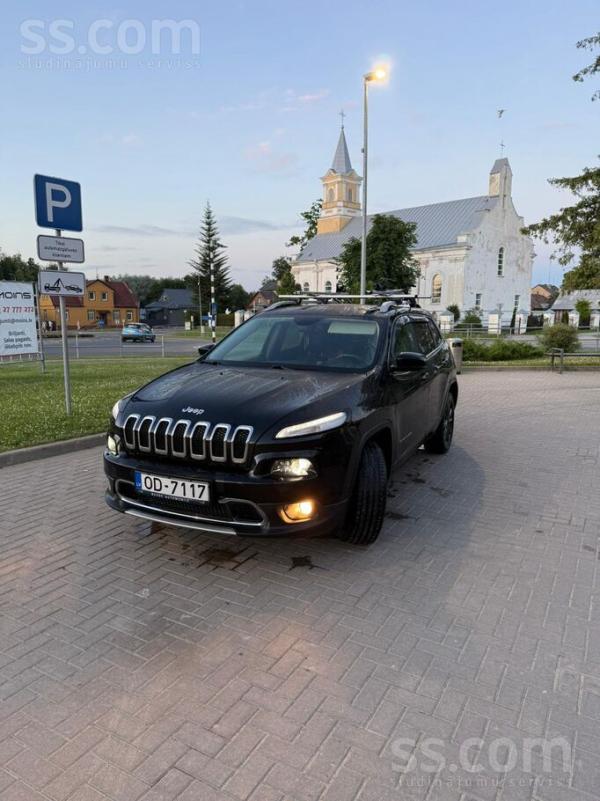 Melns Jeep Cherokee 2015 Daugavpils, ar dzinēja tilpumu 2.20 L un nobraukumu 210 tūkst. km par 7500 €, foto 4 vietnē AUTOMOTO.COM.LV