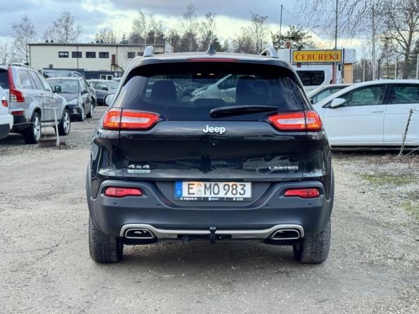 Melns Jeep Cherokee 2015 Rīga, ar dzinēja tilpumu 2.00 L un nobraukumu 252 tūkst. km par 11900 €, foto 5 vietnē AUTOMOTO.COM.LV