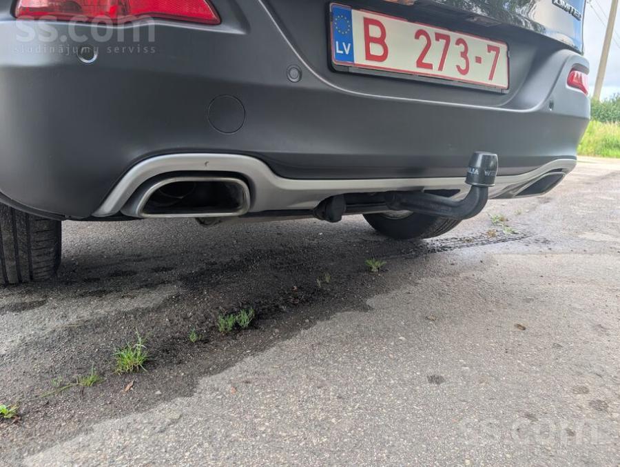 Melns Jeep Cherokee 2015 Rīga, ar dzinēja tilpumu 2.20 L un nobraukumu 247 tūkst. km par 10200 €, foto 15 vietnē AUTOMOTO.COM.LV