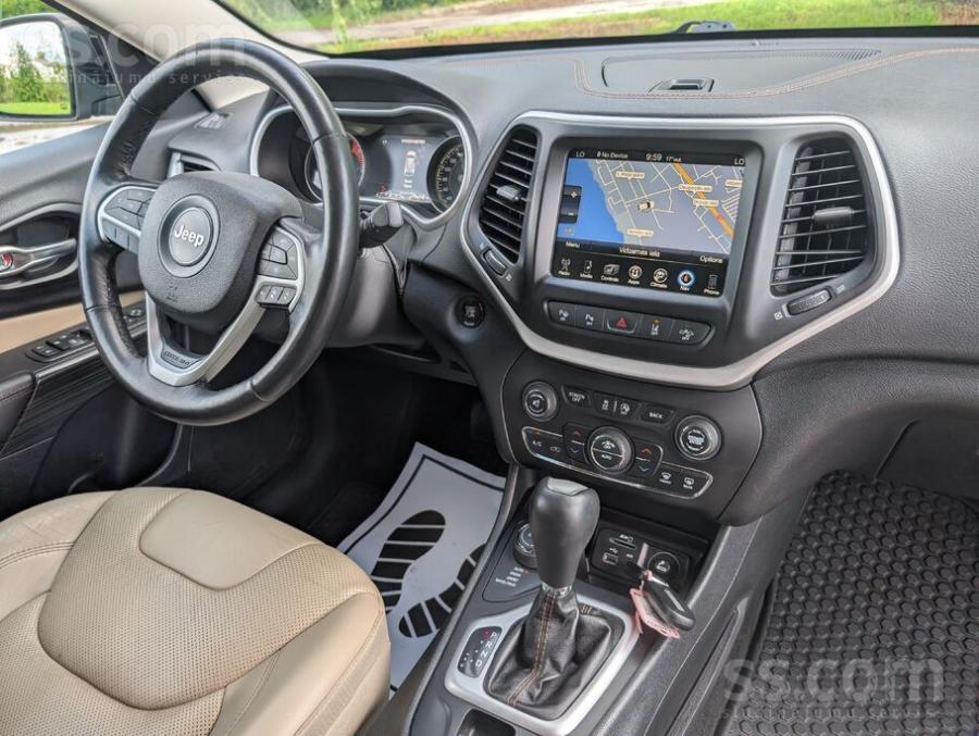 Melns Jeep Cherokee 2015 Rīga, ar dzinēja tilpumu 2.20 L un nobraukumu 247 tūkst. km par 10200 €, foto 29 vietnē AUTOMOTO.COM.LV