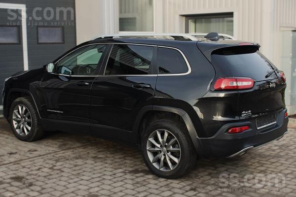 Melns Jeep Cherokee 2015 Rīga, ar dzinēja tilpumu 2.00 L un nobraukumu 0 tūkst. km par 11950 €, foto 5 vietnē AUTOMOTO.COM.LV