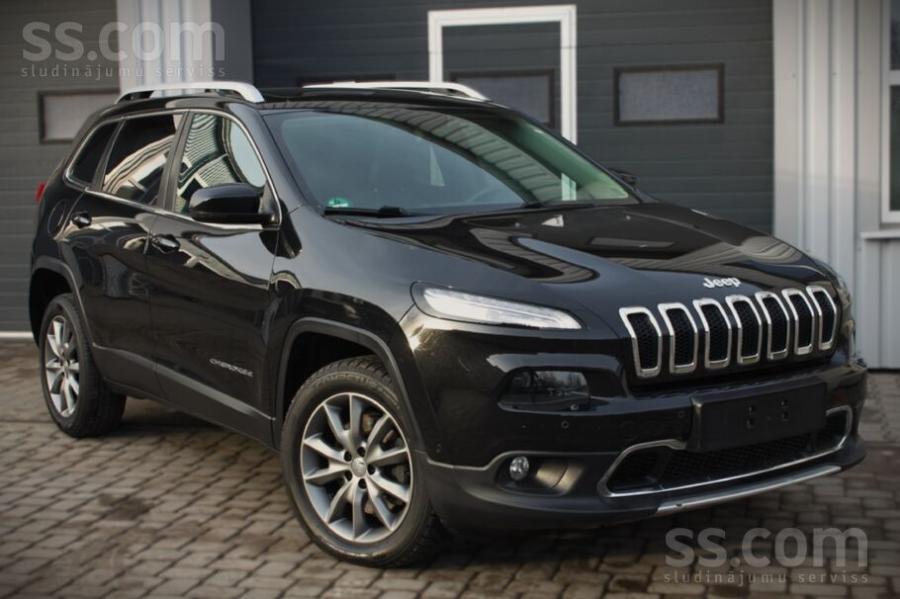 Black Jeep Cherokee 2015 in Riga, with an engine capacity of 2.00 L and mileage of 0 thousand km for 11950 €, photo 6 on AUTOMOTO.COM.LV