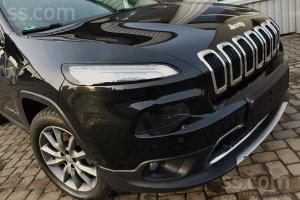 Black Jeep Cherokee 2015 in Riga, with an engine capacity of 2.00 L and mileage of 0 thousand km for 11950 €, photo 15 on AUTOMOTO.COM.LV