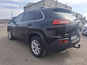 Melns Jeep Cherokee 2016 Talsi, ar dzinēja tilpumu 2.20 L un nobraukumu 230 tūkst. km par 10500 €, foto 5 vietnē AUTOMOTO.COM.LV