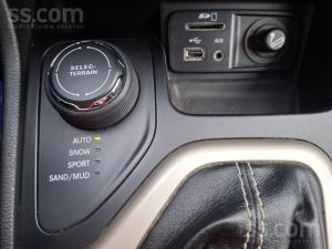 Melns Jeep Cherokee 2016 Talsi, ar dzinēja tilpumu 2.20 L un nobraukumu 230 tūkst. km par 10500 €, foto 24 vietnē AUTOMOTO.COM.LV