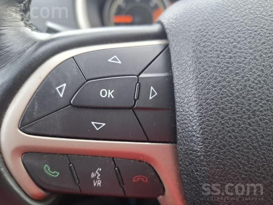 Melns Jeep Cherokee 2016 Talsi, ar dzinēja tilpumu 2.20 L un nobraukumu 230 tūkst. km par 10500 €, foto 27 vietnē AUTOMOTO.COM.LV