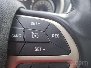Melns Jeep Cherokee 2016 Talsi, ar dzinēja tilpumu 2.20 L un nobraukumu 230 tūkst. km par 10500 €, foto 28 vietnē AUTOMOTO.COM.LV