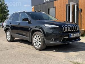 Black Jeep Cherokee 2016 in Riga, with an engine capacity of 2.20 L and mileage of 194 thousand km for 10950 €, photo  on AUTOMOTO.COM.LV