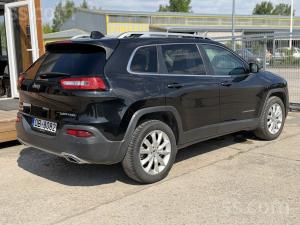 Melns Jeep Cherokee 2016 Rīga, ar dzinēja tilpumu 2.20 L un nobraukumu 194 tūkst. km par 10950 €, foto 4 vietnē AUTOMOTO.COM.LV