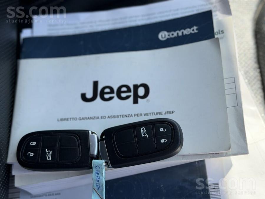 Melns Jeep Cherokee 2016 Rīga, ar dzinēja tilpumu 2.20 L un nobraukumu 194 tūkst. km par 10950 €, foto 20 vietnē AUTOMOTO.COM.LV