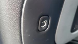 Black Jeep Cherokee 2016 in Riga, with an engine capacity of 2.20 L and mileage of 193 thousand km for 11900 €, photo 21 on AUTOMOTO.COM.LV