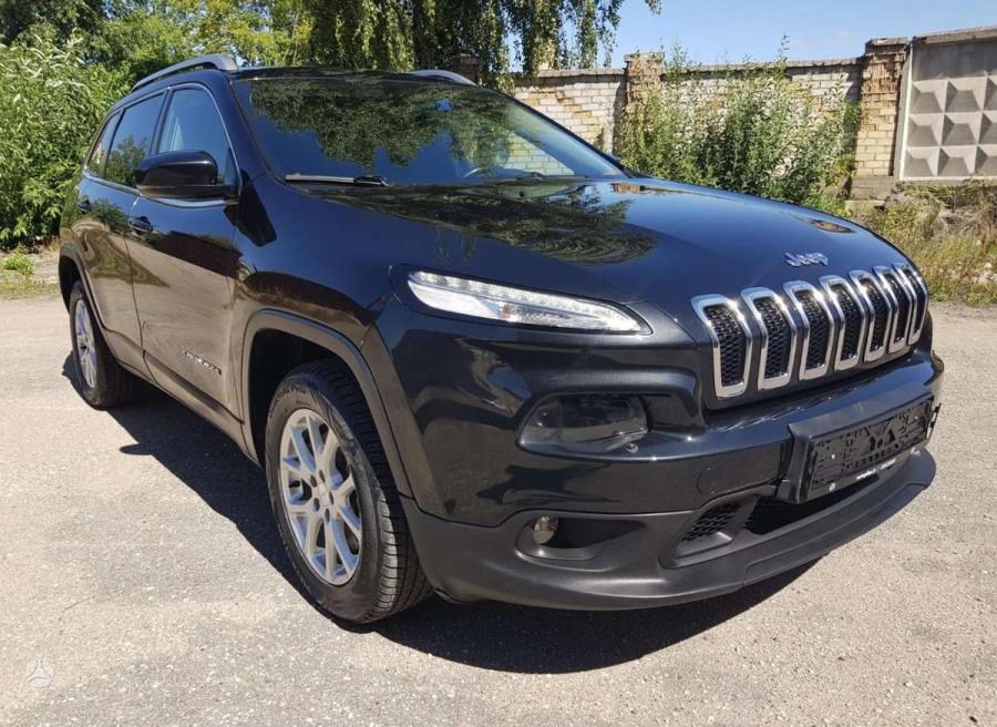 Melns Jeep Cherokee 2016 Šauļi, ar dzinēja tilpumu 2.18 L un nobraukumu 174 tūkst. km par 9700 €, foto 4 vietnē AUTOMOTO.COM.LV