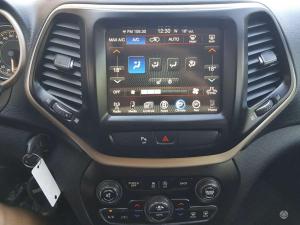 Melns Jeep Cherokee 2016 Šauļi, ar dzinēja tilpumu 2.18 L un nobraukumu 174 tūkst. km par 9700 €, foto 17 vietnē AUTOMOTO.COM.LV