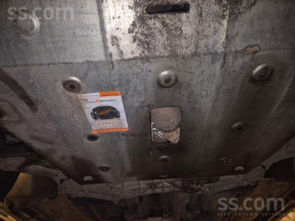 Melns Jeep Cherokee 2016 Tukums, ar dzinēja tilpumu 2.20 L un nobraukumu 199 tūkst. km par 8000 €, foto 11 vietnē AUTOMOTO.COM.LV