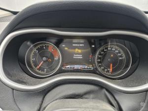 Black Jeep Cherokee 2017 in Taurage, with an engine capacity of 2.18 L and mileage of 89 thousand km for 7500 €, photo 14 on AUTOMOTO.COM.LV