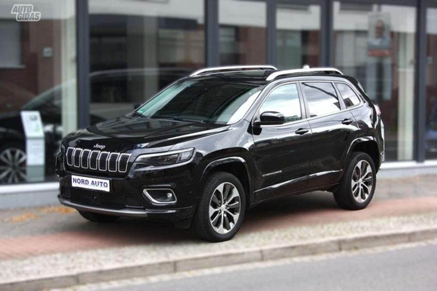 Black Jeep Cherokee 2018 in Kaunas, with an engine capacity of 2.20 L and mileage of 84 thousand km for 24429 €, photo 11 on AUTOMOTO.COM.LV