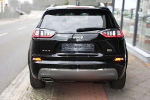 Black Jeep Cherokee 2018 in Kaunas, with an engine capacity of 2.20 L and mileage of 84 thousand km for 24429 €, photo 8 on AUTOMOTO.COM.LV