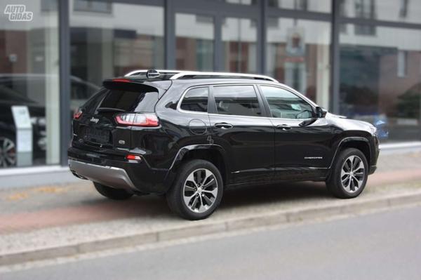 Melns Jeep Cherokee 2018 Kauņa, ar dzinēja tilpumu 2.20 L un nobraukumu 84 tūkst. km par 24429 €, foto 10 vietnē AUTOMOTO.COM.LV