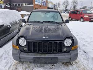 Black Jeep Cherokee 2005 in Klaipeda, with an engine capacity of 2.78 L and mileage of 184 thousand km for 3500 €, photo 4 on AUTOMOTO.COM.LV
