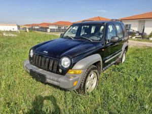 Melns Jeep Cherokee 2005 Klaipėda, ar dzinēja tilpumu 2.78 L un nobraukumu 184 tūkst. km par 3350 €, foto 5 vietnē AUTOMOTO.COM.LV