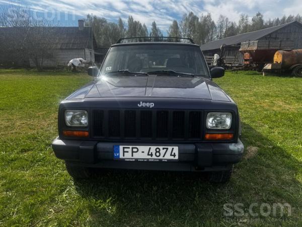 Синий Джип Чероки 1998 в Балви, объемом двигателя 2.50 л и пробегом 0 тыс. км за 2900 €, фото 3 на AUTOMOTO.COM.LV