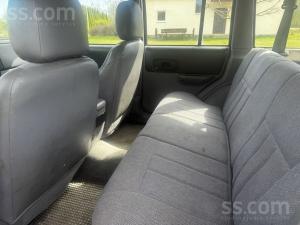 Zils Jeep Cherokee 1998 Balvi, ar dzinēja tilpumu 2.50 L un nobraukumu 0 tūkst. km par 2900 €, foto 10 vietnē AUTOMOTO.COM.LV