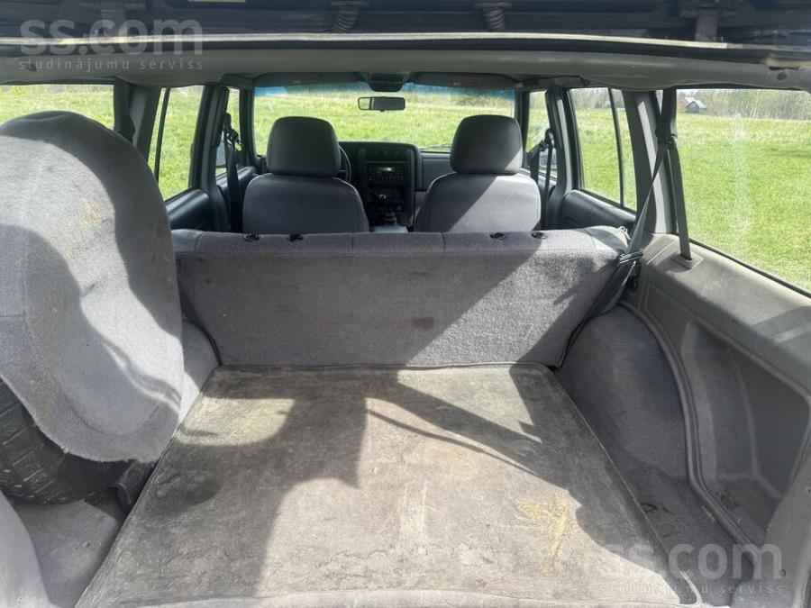 Zils Jeep Cherokee 1998 Balvi, ar dzinēja tilpumu 2.50 L un nobraukumu 0 tūkst. km par 2900 €, foto 11 vietnē AUTOMOTO.COM.LV