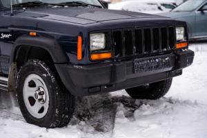Zils Jeep Cherokee 1998 Rīga, ar dzinēja tilpumu 2.50 L un nobraukumu 118 tūkst. km par 6900 €, foto 16 vietnē AUTOMOTO.COM.LV