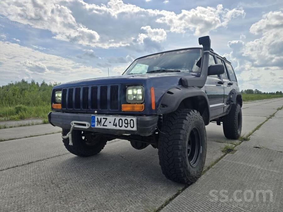 Синий Джип Чероки 1999 в Елгава, объемом двигателя 4.00 л и пробегом 225 тыс. км за 6600 €, фото 1 на AUTOMOTO.COM.LV