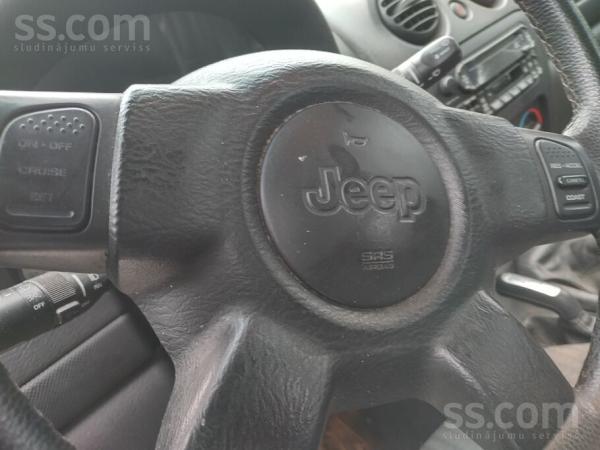 Blue Jeep Cherokee 2001 in Preili, with an engine capacity of 2.50 L and mileage of 0 thousand km for 2300 €, photo 6 on AUTOMOTO.COM.LV