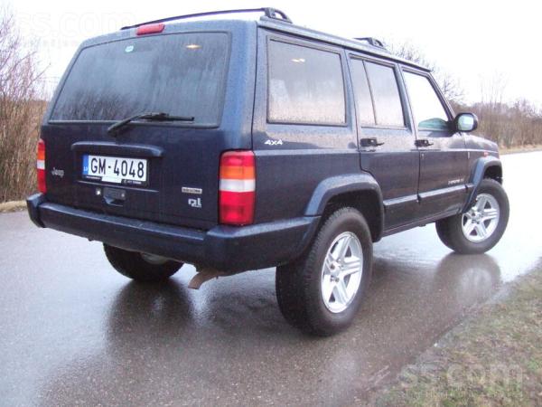 Zils Jeep Cherokee 2001 Kuldīga, ar dzinēja tilpumu 4.00 L un nobraukumu 258 tūkst. km par 9000 €, foto 3 vietnē AUTOMOTO.COM.LV