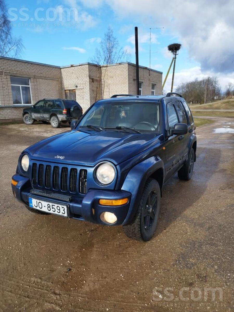 Синий Джип Чероки 2003 в Резекне, объемом двигателя 2.80 л и пробегом 256 тыс. км за 2500 €, фото 1 на AUTOMOTO.COM.LV