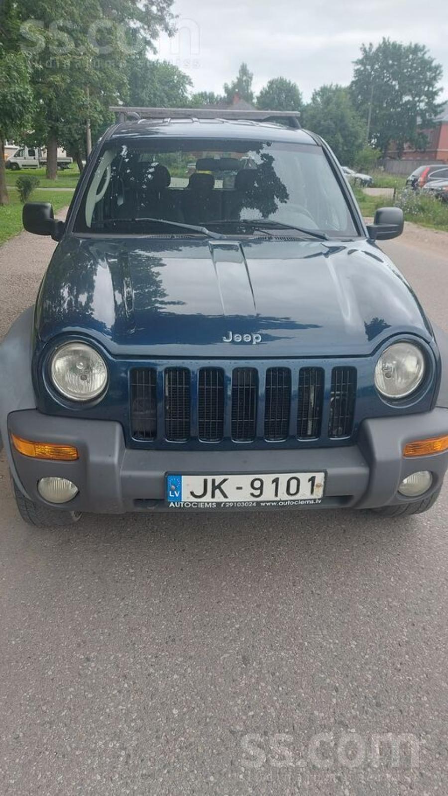 Zils Jeep Cherokee 2003 Daugavpils, ar dzinēja tilpumu 2.50 L un nobraukumu 203 tūkst. km par 2900 €, foto 4 vietnē AUTOMOTO.COM.LV