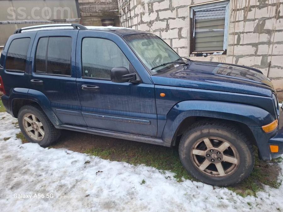 Blue Jeep Cherokee 2004 in Rezekne, with an engine capacity of 2.80 L and mileage of 240 thousand km for 3300 €, photo 1 on AUTOMOTO.COM.LV