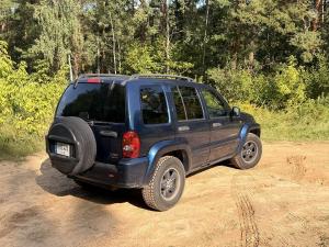 Zils Jeep Cherokee 2004 Viļņa, ar dzinēja tilpumu 2.78 L un nobraukumu 338 tūkst. km par 1800 €, foto 6 vietnē AUTOMOTO.COM.LV