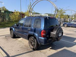 Zils Jeep Cherokee 2004 Viļņa, ar dzinēja tilpumu 2.78 L un nobraukumu 338 tūkst. km par 1800 €, foto 12 vietnē AUTOMOTO.COM.LV
