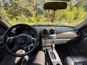 Zils Jeep Cherokee 2004 Viļņa, ar dzinēja tilpumu 2.78 L un nobraukumu 338 tūkst. km par 1800 €, foto 15 vietnē AUTOMOTO.COM.LV