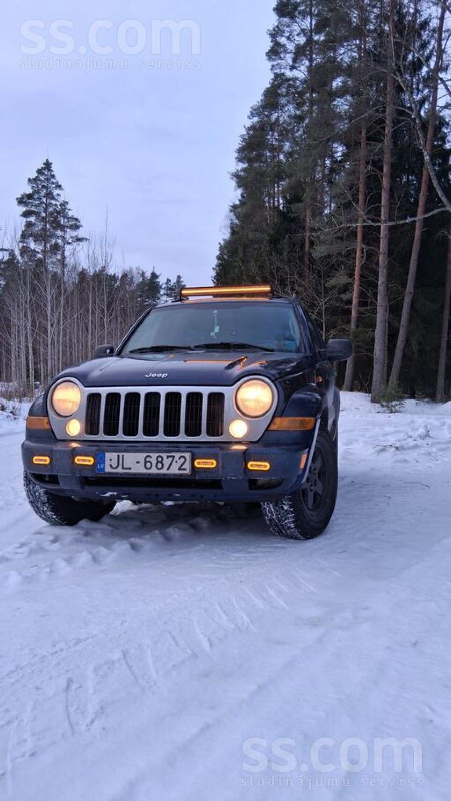 Zils Jeep Cherokee 2005 Kuldīga, ar dzinēja tilpumu 2.80 L un nobraukumu 301 tūkst. km par 3200 €, foto 1 vietnē AUTOMOTO.COM.LV
