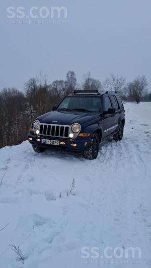 Zils Jeep Cherokee 2005 Kuldīga, ar dzinēja tilpumu 2.80 L un nobraukumu 301 tūkst. km par 3200 €, foto 7 vietnē AUTOMOTO.COM.LV