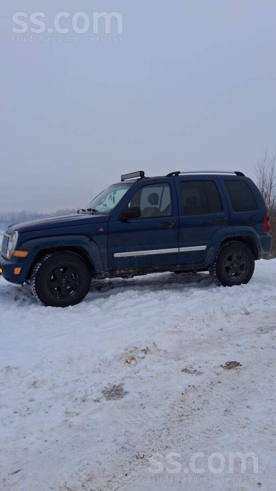 Zils Jeep Cherokee 2005 Kuldīga, ar dzinēja tilpumu 2.80 L un nobraukumu 301 tūkst. km par 3200 €, foto 9 vietnē AUTOMOTO.COM.LV