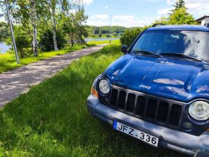 Zils Jeep Cherokee 2005 Kauņa, ar dzinēja tilpumu 2.80 L un nobraukumu 239 tūkst. km par 2199 €, foto 4 vietnē AUTOMOTO.COM.LV