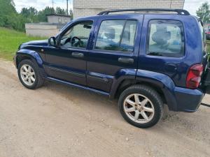 Blue Jeep Cherokee 2006 in Utena, with an engine capacity of 2.80 L and mileage of 146 thousand km for 2850 €, photo 11 on AUTOMOTO.COM.LV
